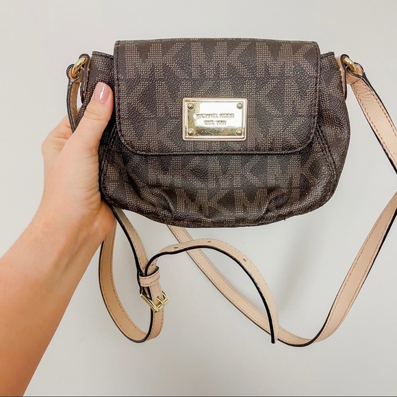 Michael Kors | Bags | Michael Kors Mini Monogram Logo Crossbody | Poshmark